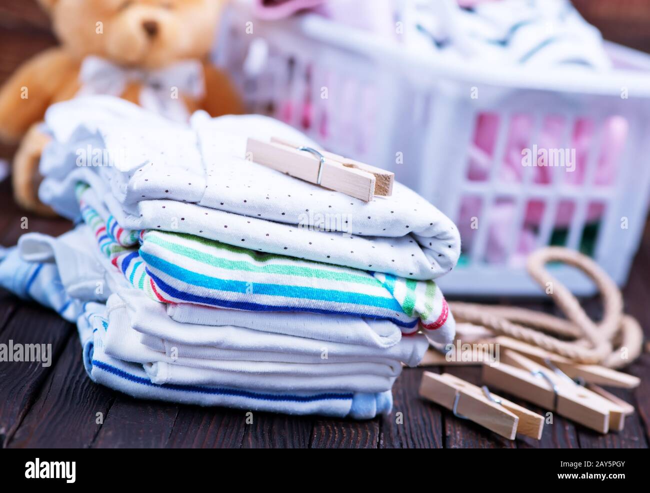 Neutral baby shower hi-res stock photography and images - Alamy