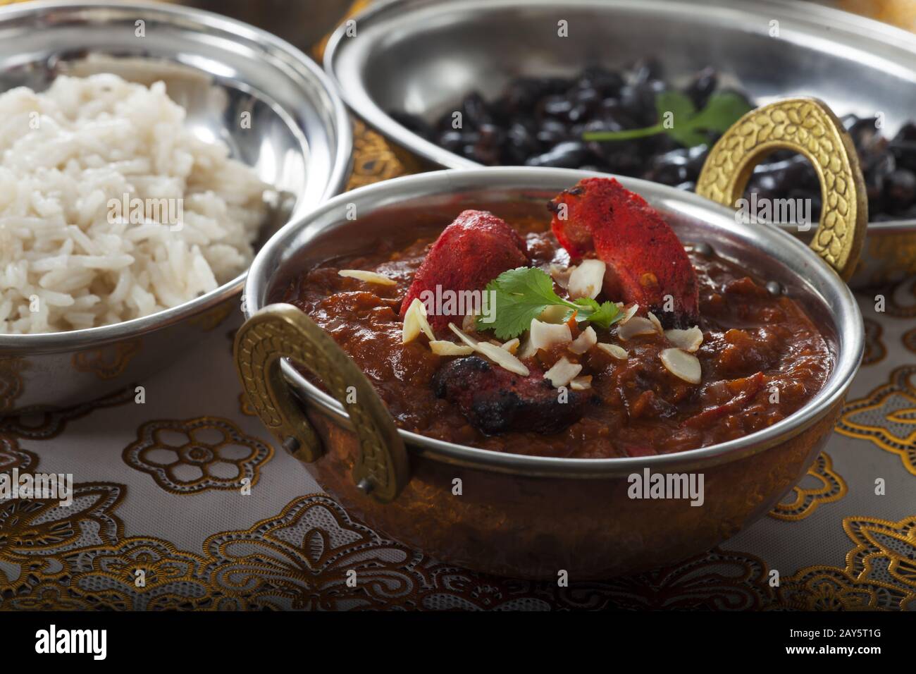 Indian chicken curry Stock Photo - Alamy