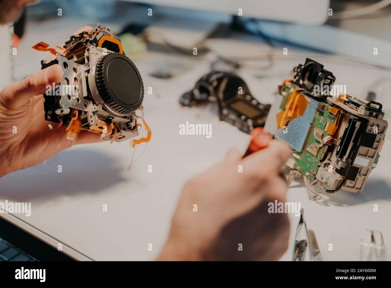 Maintenance support and repairing service. Unrecognizable repair man ...