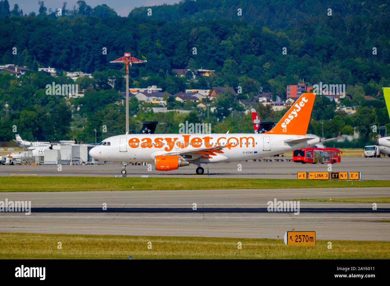 EasyJet Airline Company airplane preparing for take-off Stock Photo - Alamy