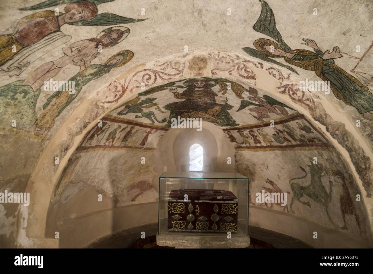 Romanesque churches in the village of Taull in the Spanish Pyrenees ...