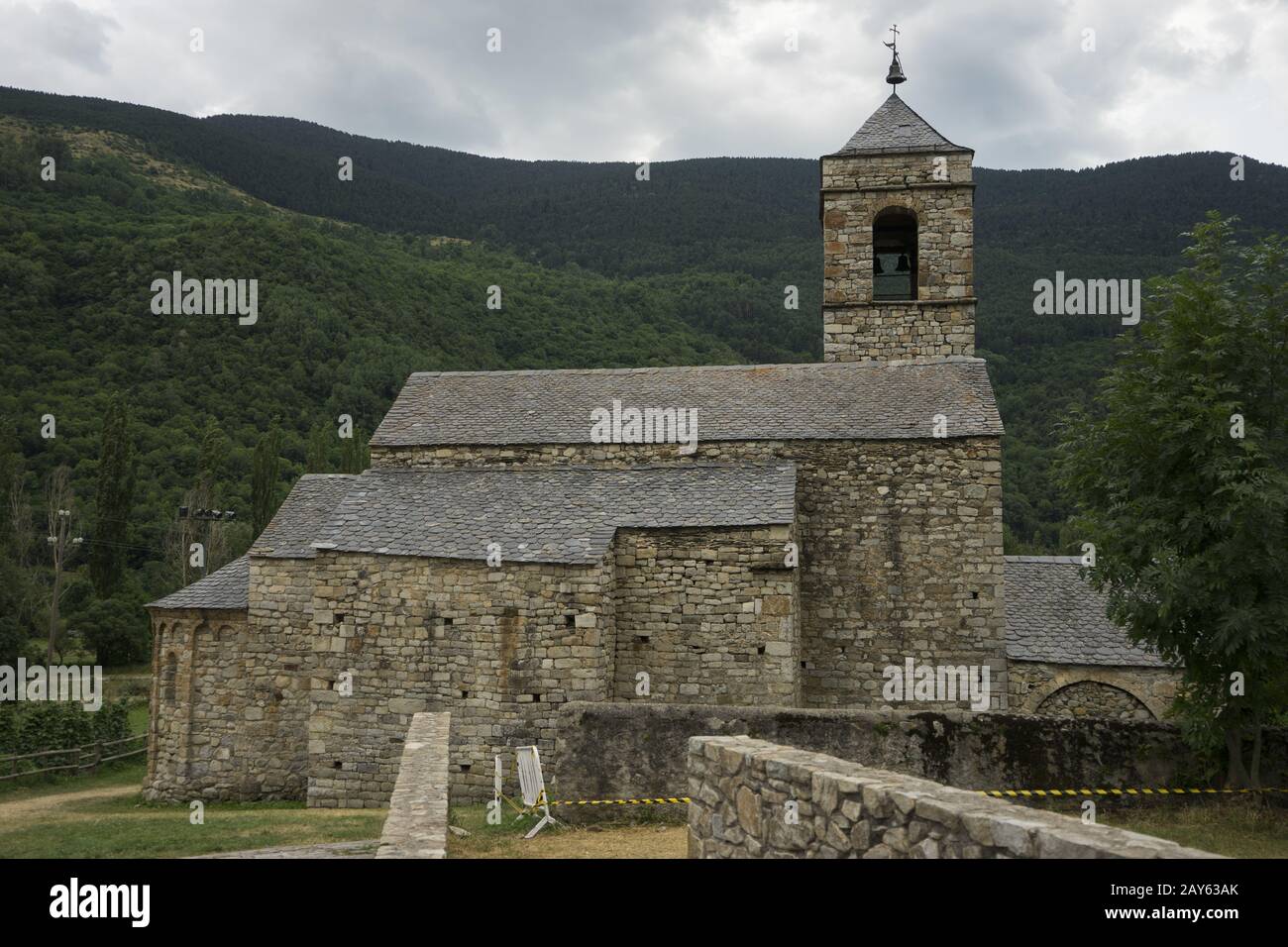 Romanesque churches in the village of Taull in the Spanish Pyrenees ...