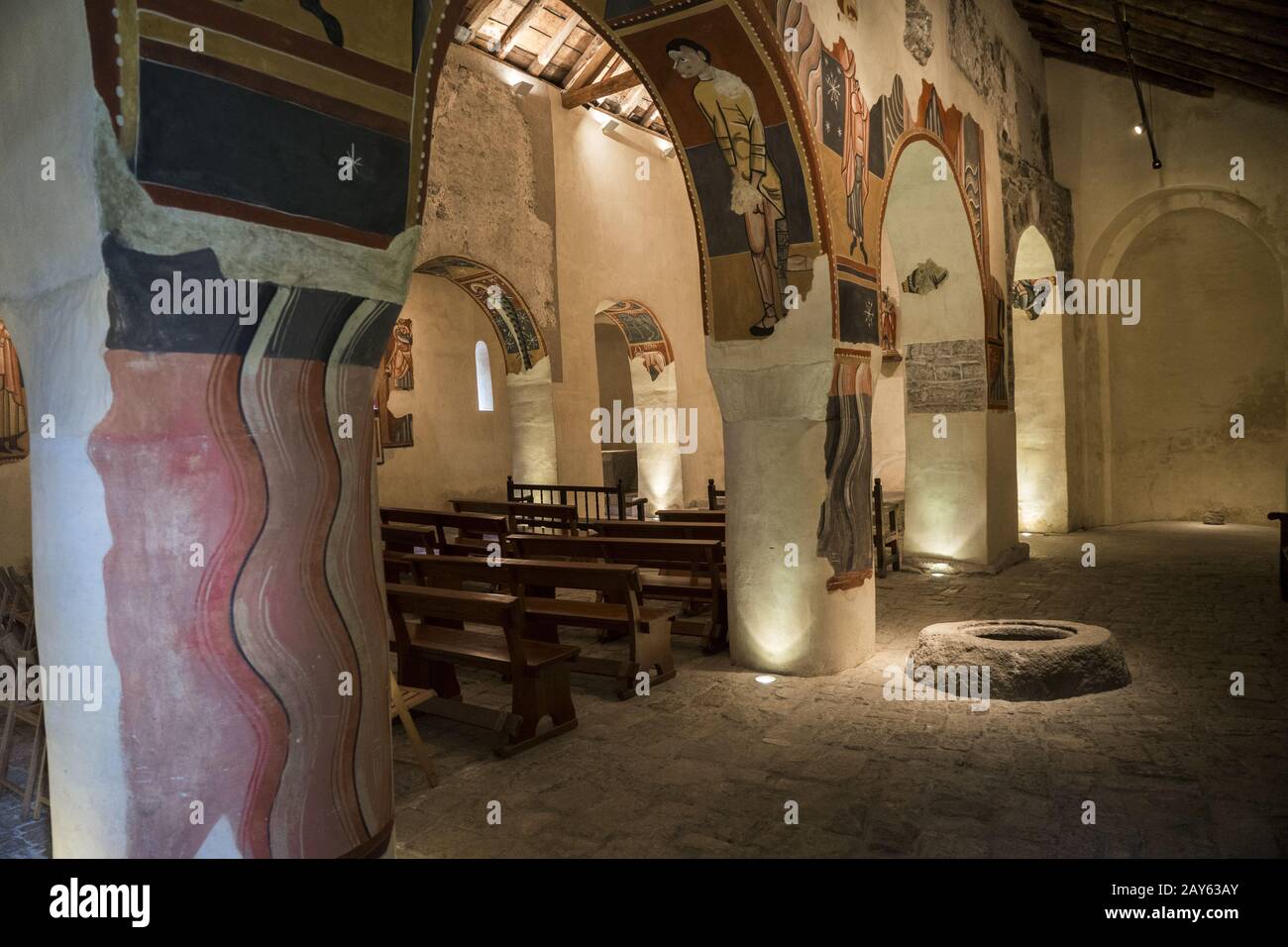 Romanesque churches in the village of Taull in the Spanish Pyrenees ...