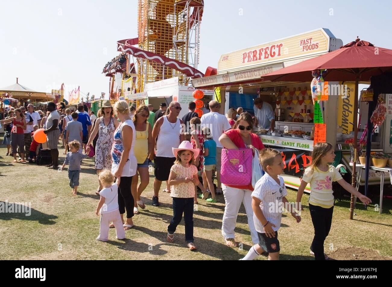 Fairground foods hi-res stock photography and images - Alamy