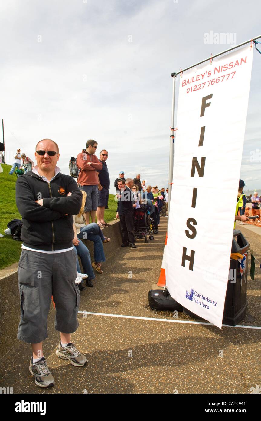 A race finish sign Stock Photo - Alamy