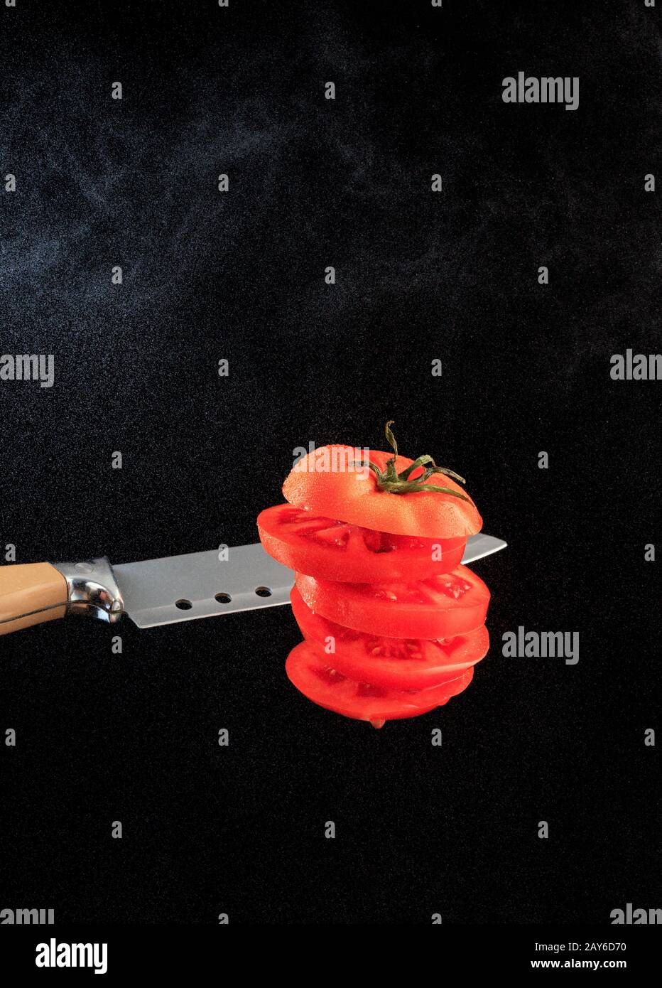 Flying tomato hi-res stock photography and images - Alamy