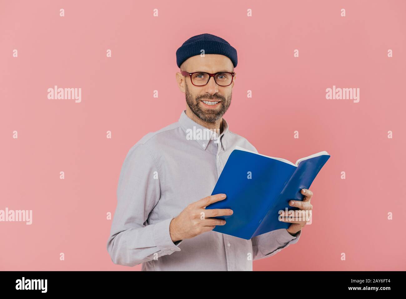 Clever man hi-res stock photography and images - Alamy