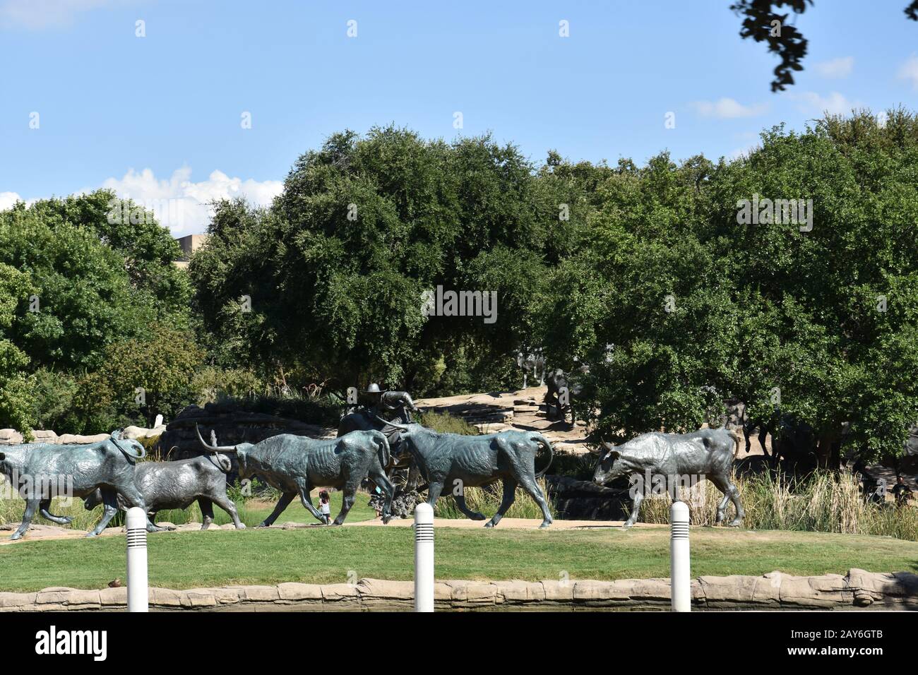 Cattle drive sculpture hi-res stock photography and images - Alamy