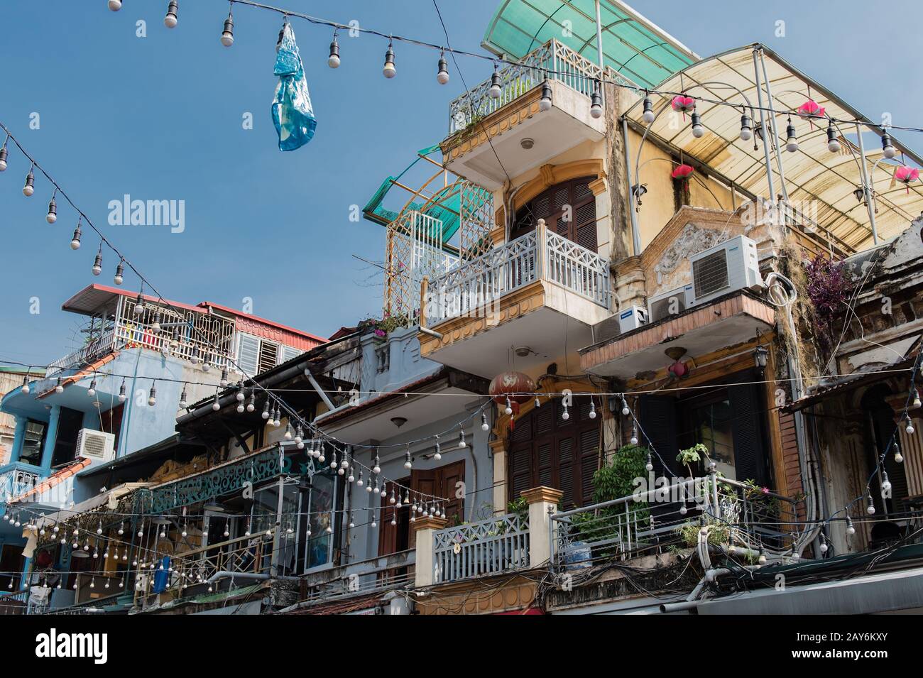 Building in the center of the metropolis of Hanoi, Vietnam Stock Photo ...