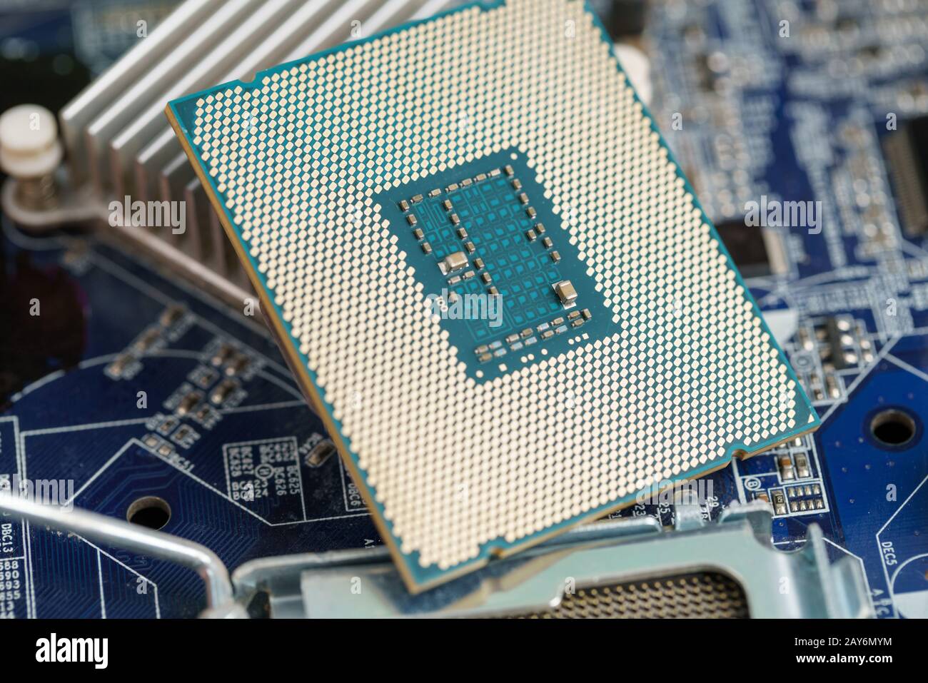 Nano computer chip hi-res stock photography and images - Alamy
