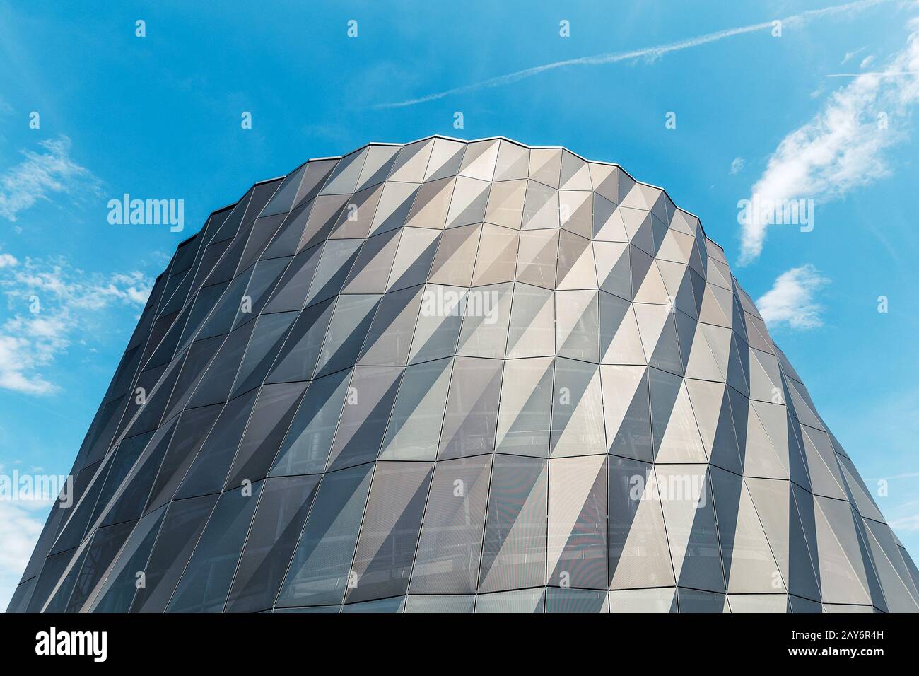 Spiral concrete ramp hi-res stock photography and images - Alamy