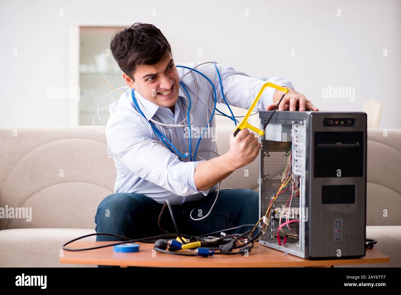 Frustrated man broken pc hi-res stock photography and images - Alamy