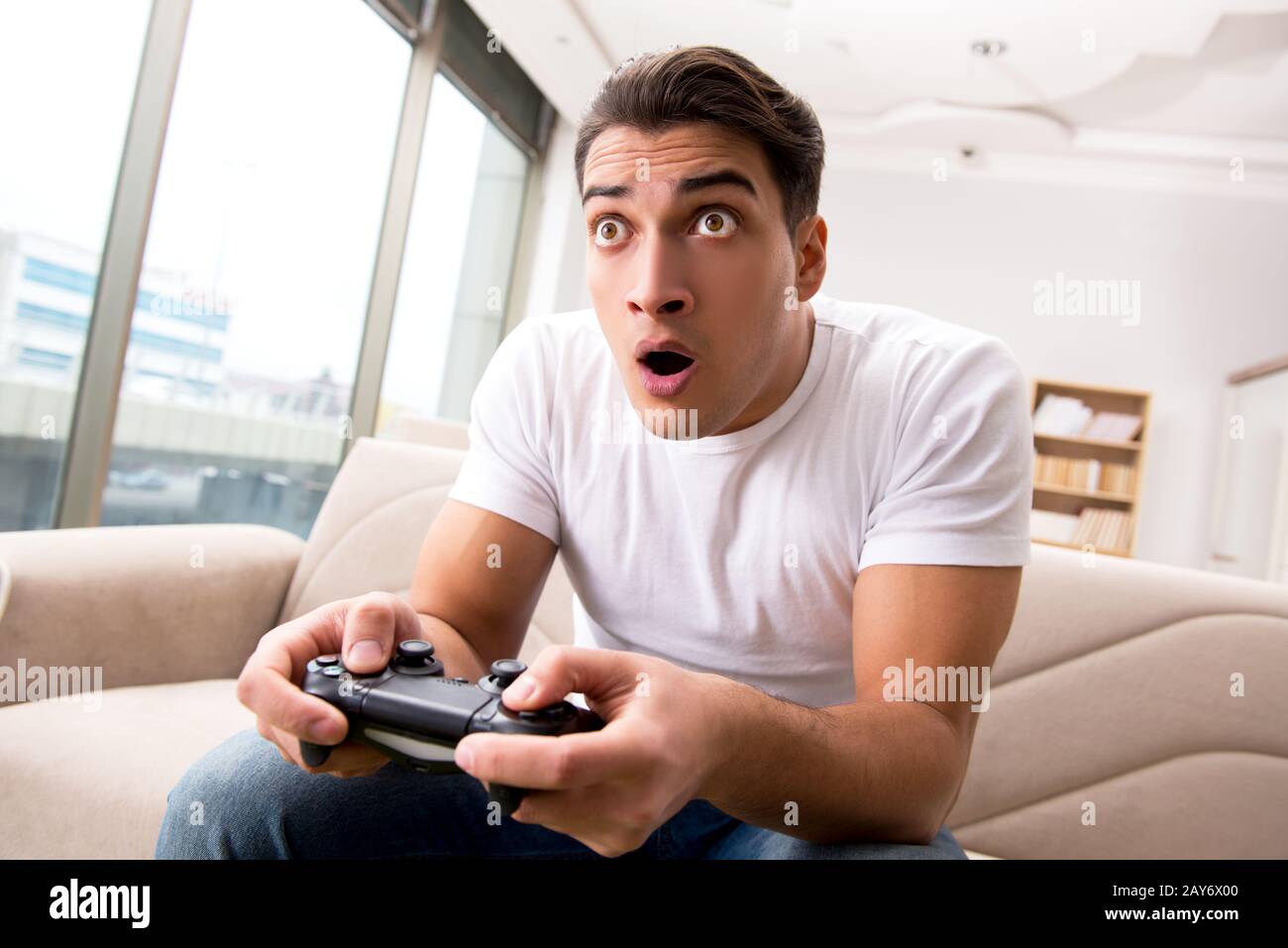 Control de joystick hi-res stock photography and images - Alamy