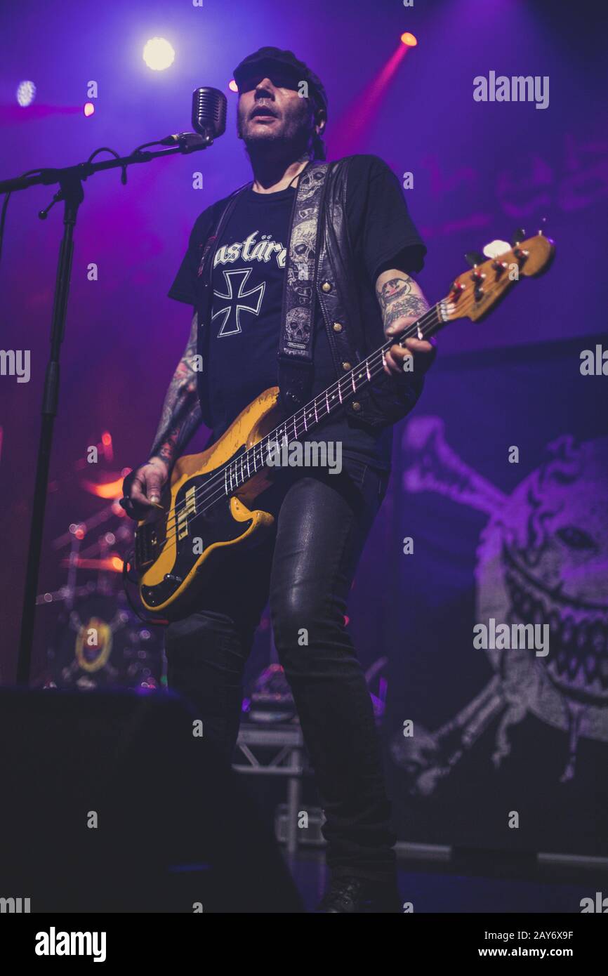 Danny McCormack bassist from the wildhearts live at o2 riz manchester ...