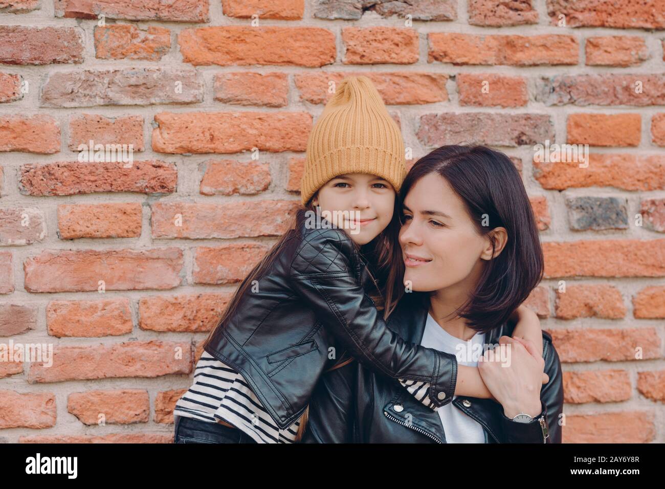 Hug cuddle leather jacket hi-res stock photography and images - Alamy