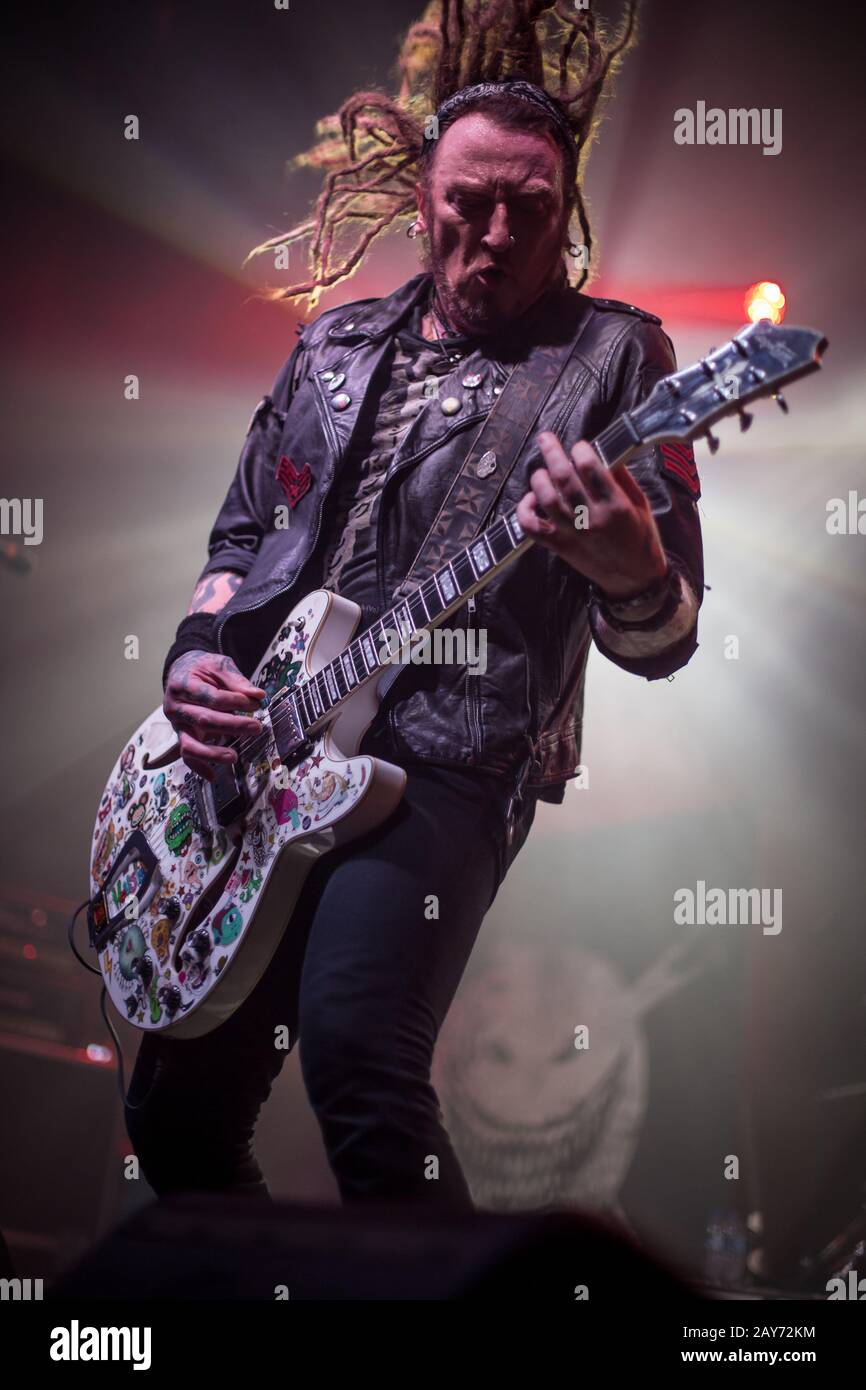Ginger wildheart, singer/ guitarist from the wildhearts live at o2 ritz ...
