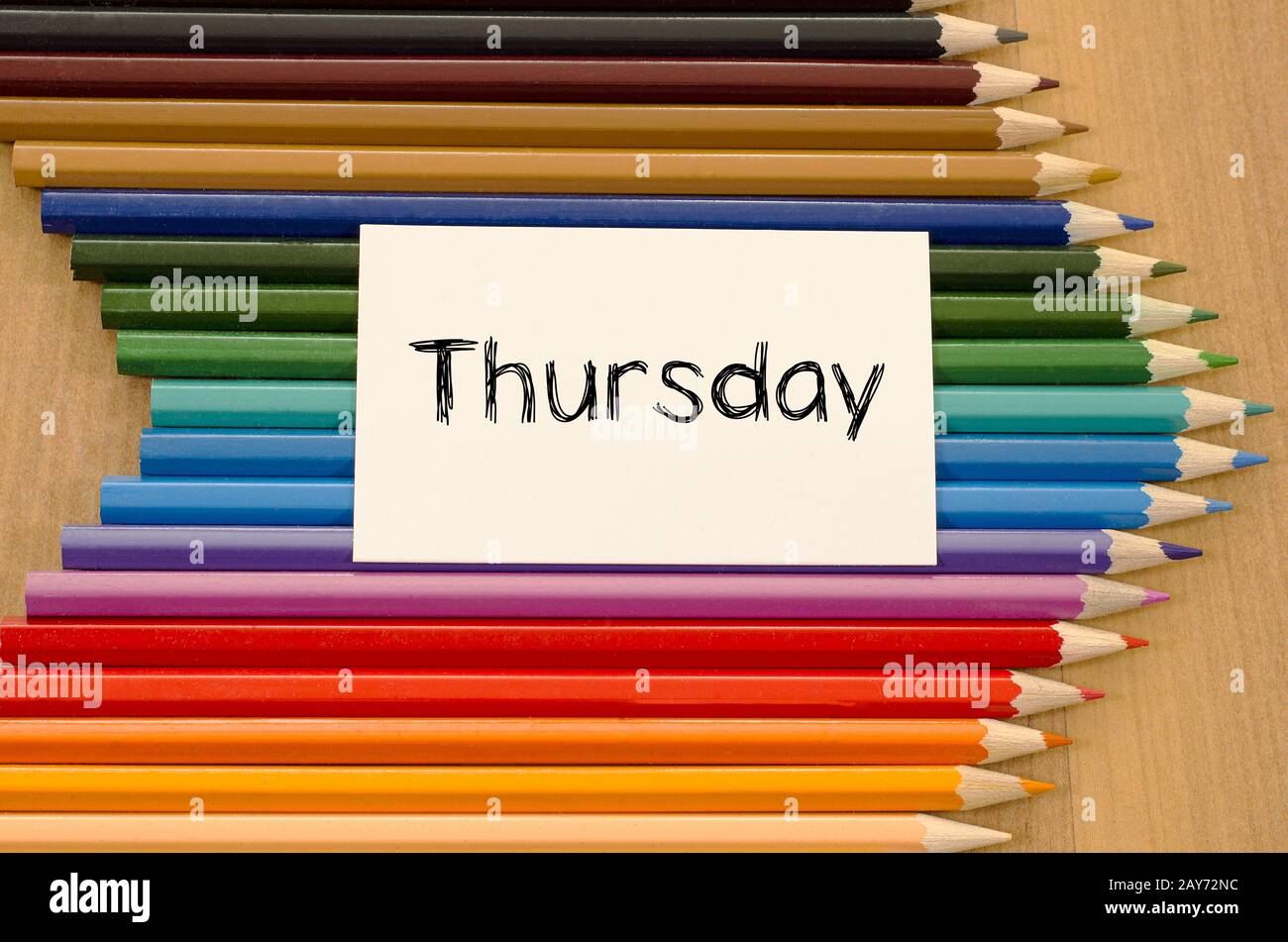 Thursday text concept over white note Stock Photo - Alamy