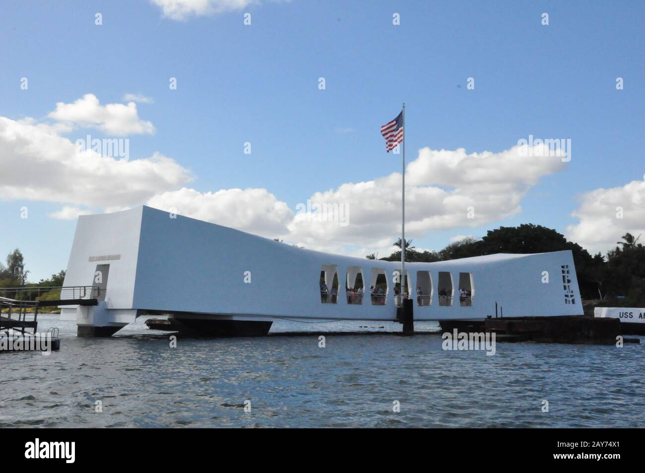 The USS Arizona Memorial at the Pearl Harbor site in Oahu, Hawaii Stock ...