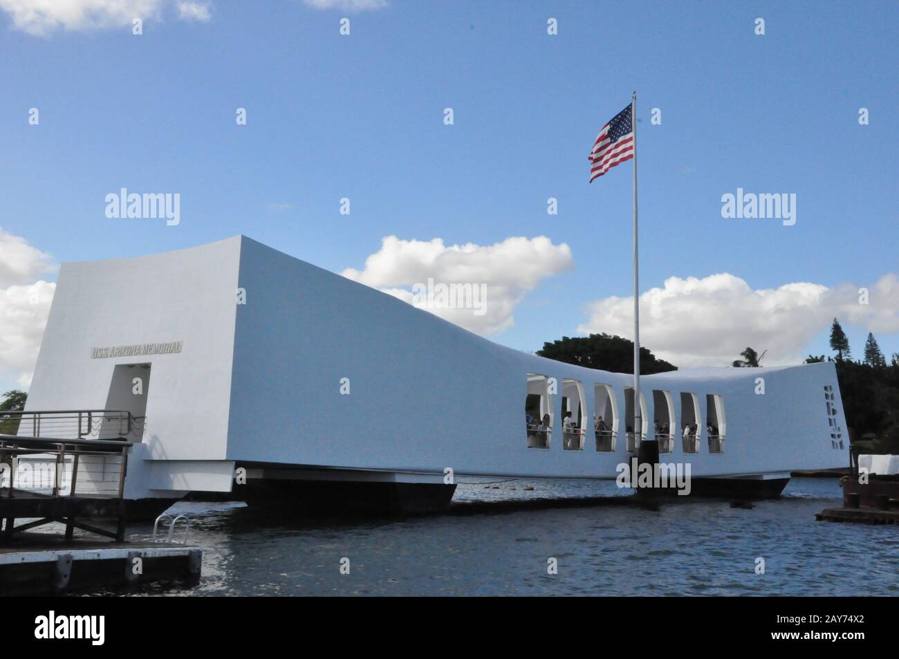 The USS Arizona Memorial at the Pearl Harbor site in Oahu, Hawaii Stock ...
