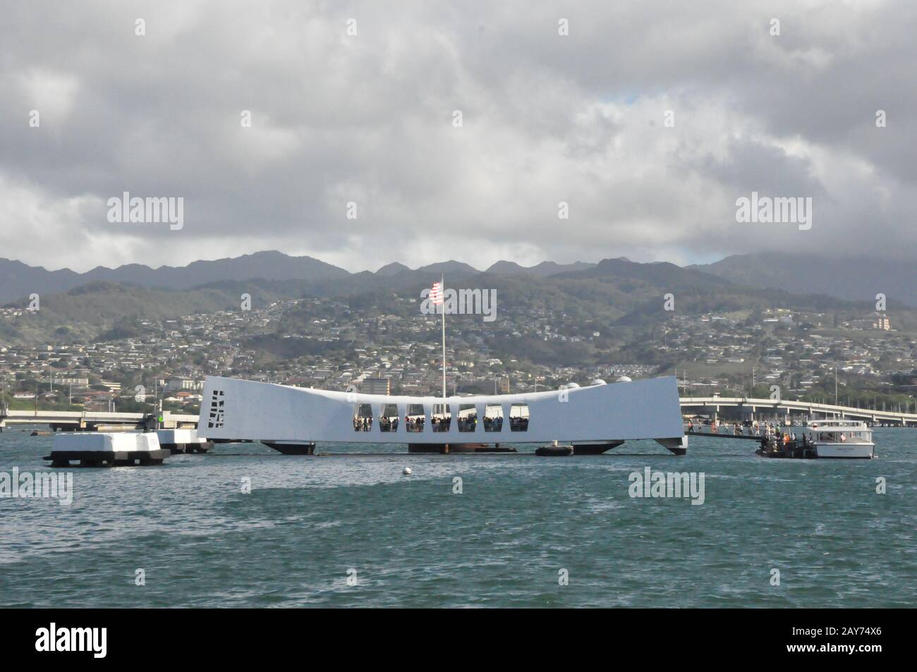The USS Arizona Memorial at the Pearl Harbor site in Oahu, Hawaii Stock ...