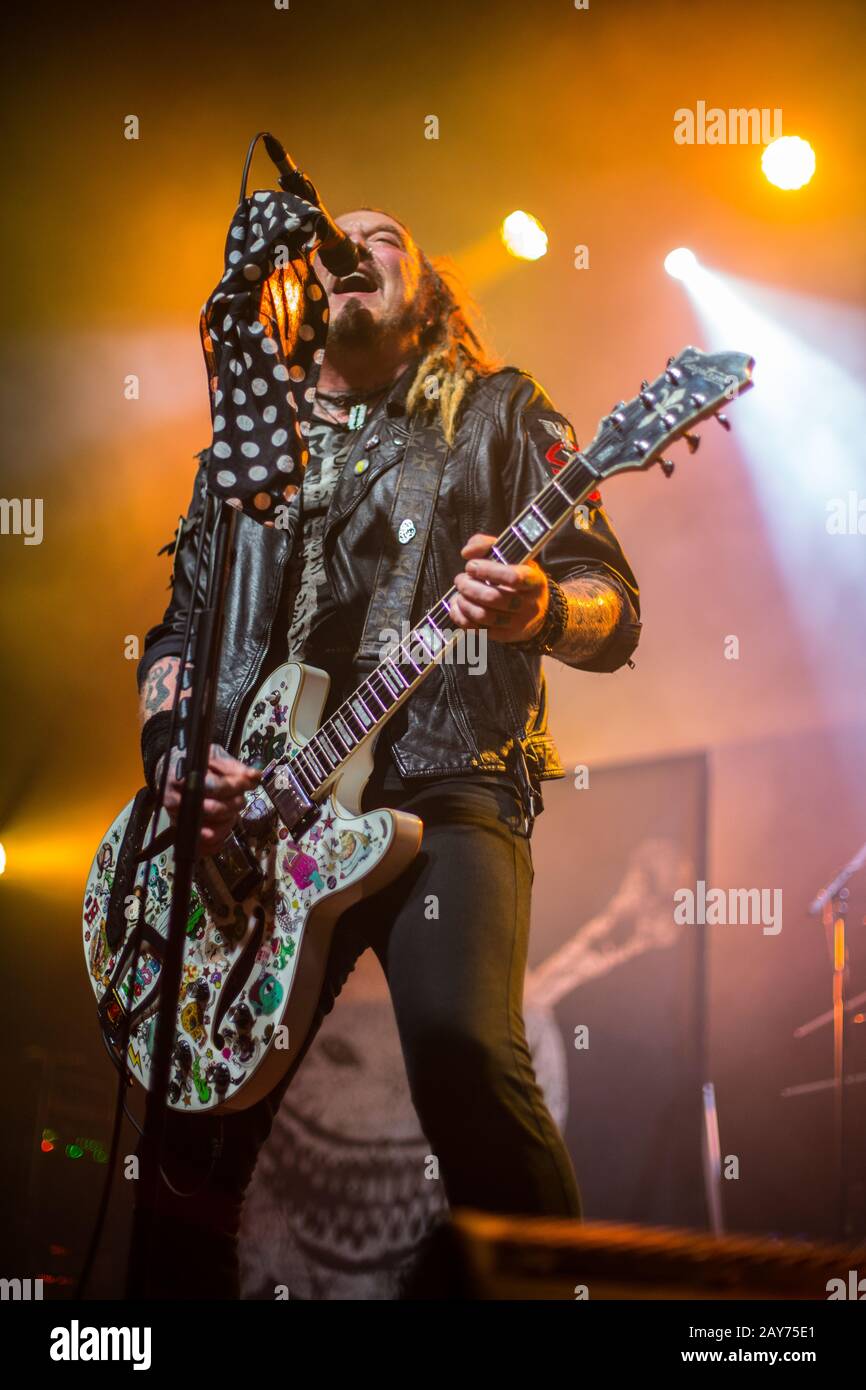 Ginger wildheart, singer/ guitarist from the wildhearts live at o2 ritz ...
