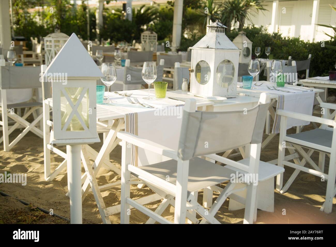 Small restaurant on the beach Stock Photo - Alamy