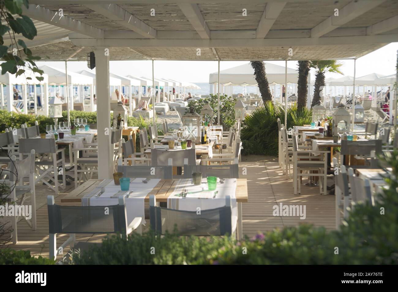 Small restaurant on the beach Stock Photo - Alamy