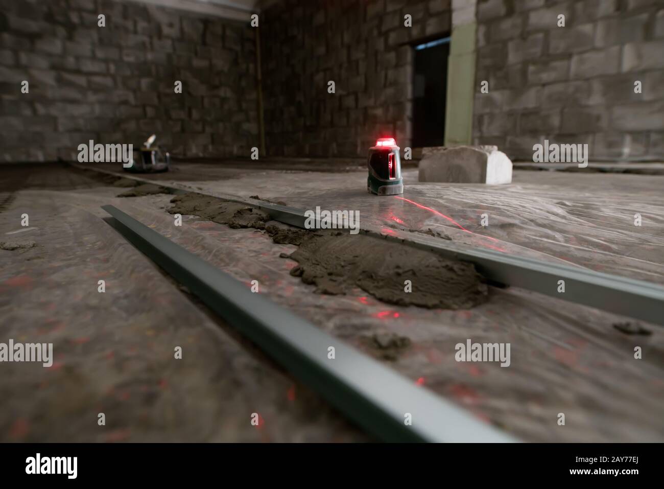 Electronic saw hi-res stock photography and images - Alamy