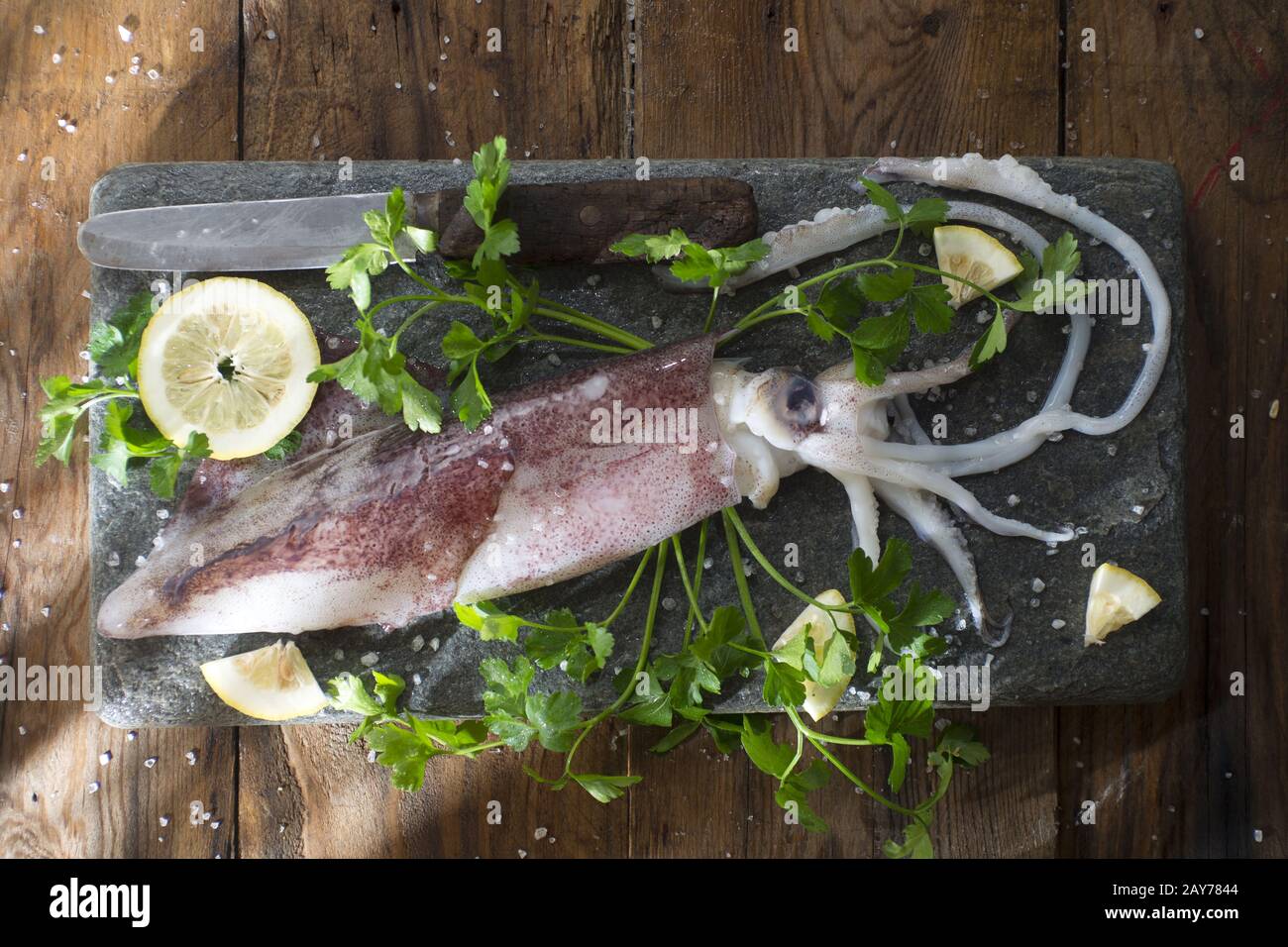 Whole squid hi-res stock photography and images - Alamy