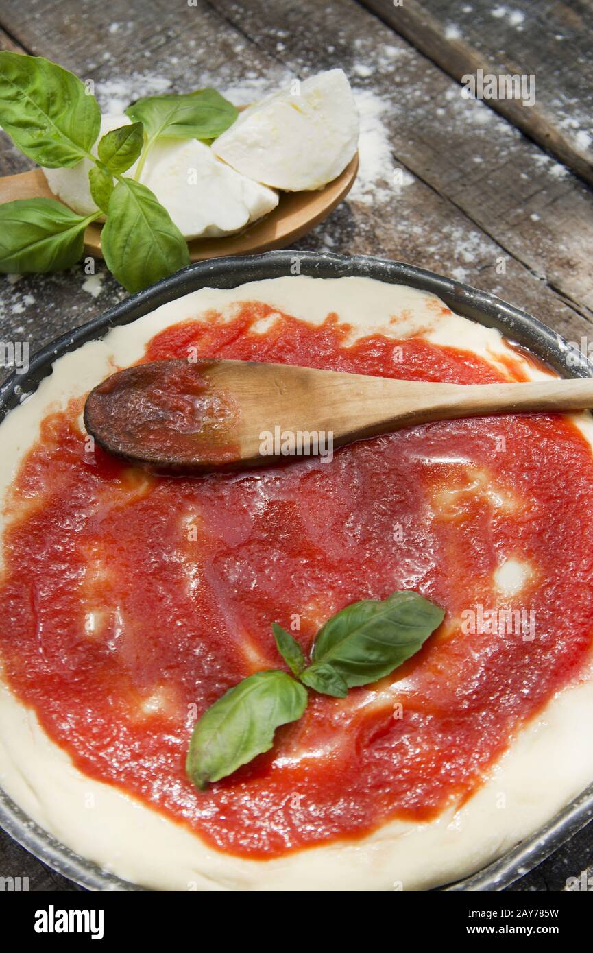 Pizza tomato base hi-res stock photography and images - Alamy