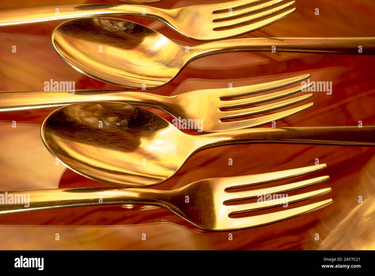 Silver spoon reflections hi-res stock photography and images - Alamy
