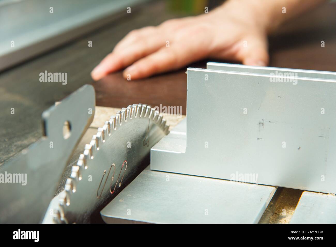 Hand saw person hi-res stock photography and images - Alamy