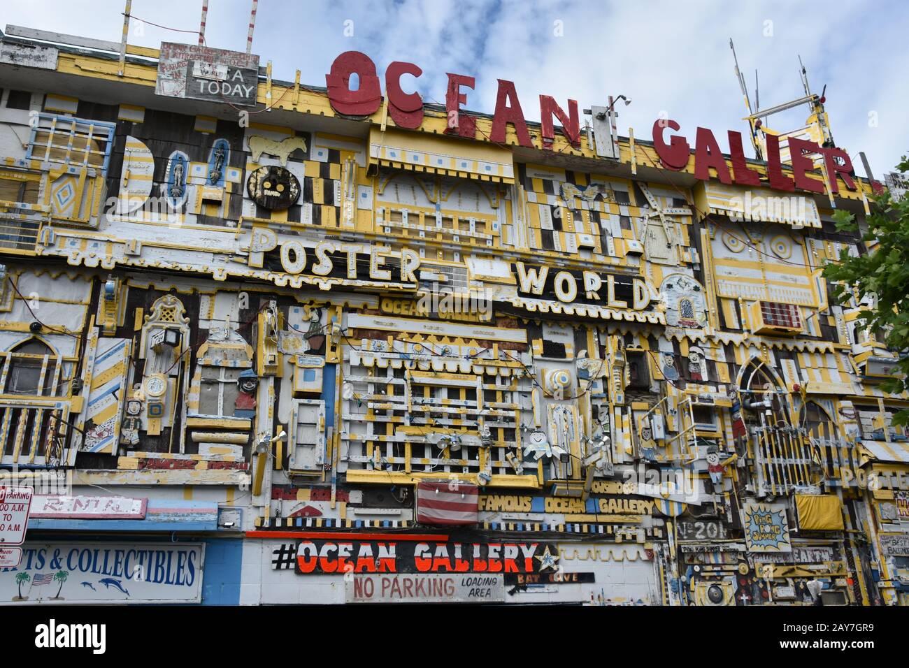 Ocean Gallery Poster World at Ocean City, Maryland Stock Photo - Alamy