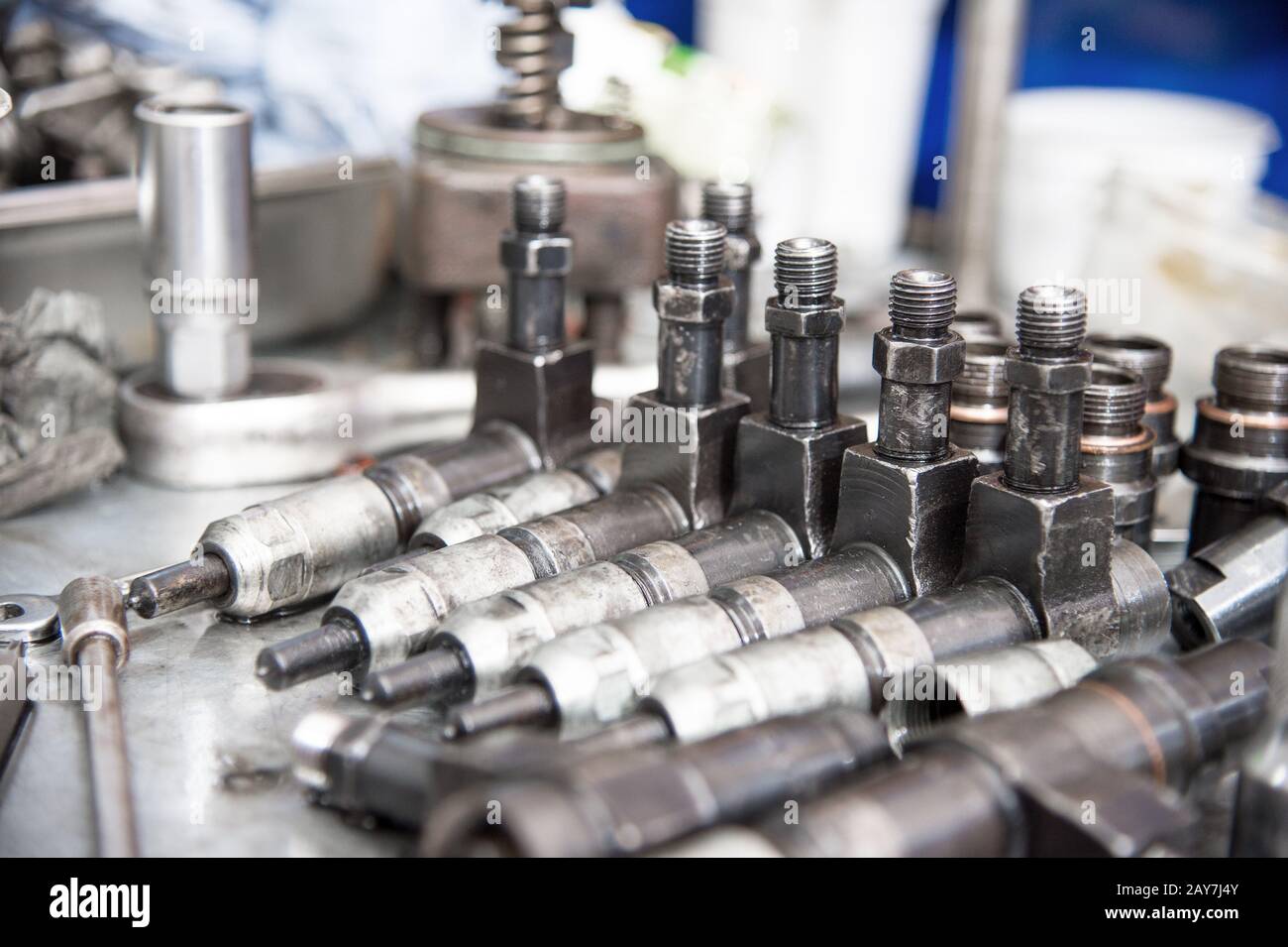Diesel fuel injectors hi-res stock photography and images - Alamy