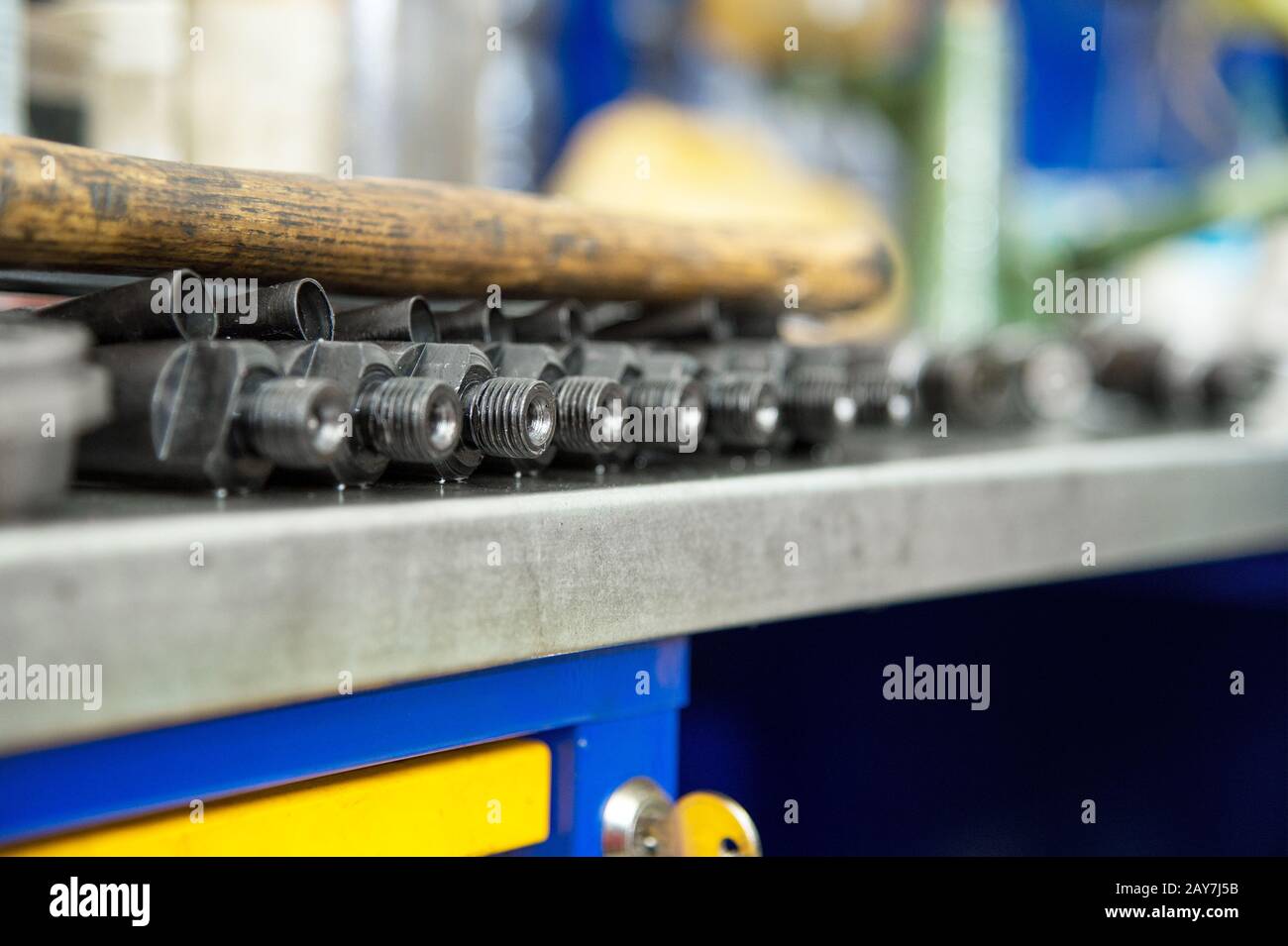 Engine injectors hi-res stock photography and images - Alamy