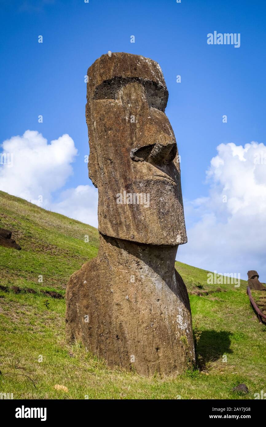 Easter island sun statues hi-res stock photography and images - Alamy