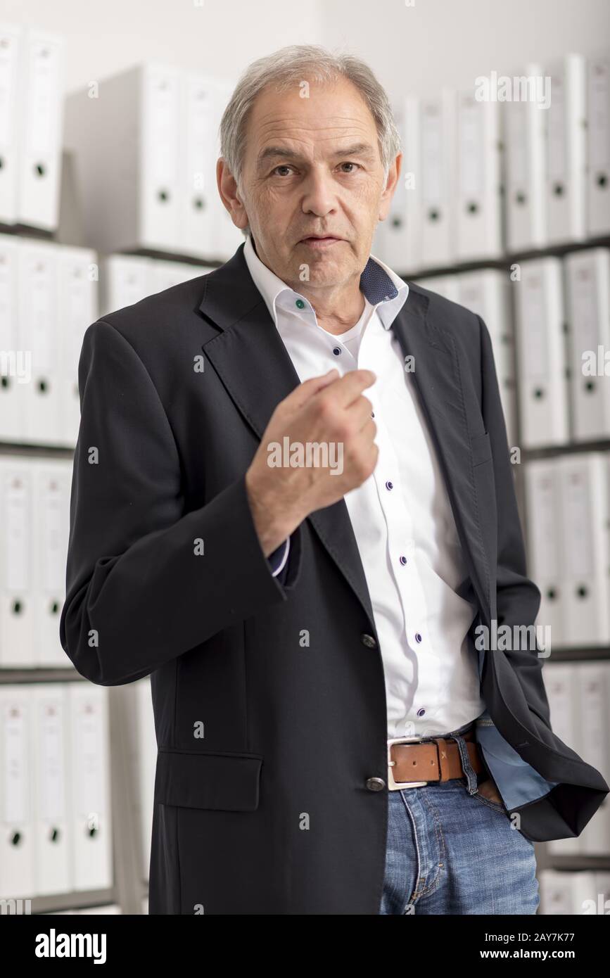Middle aged white man hi-res stock photography and images - Alamy