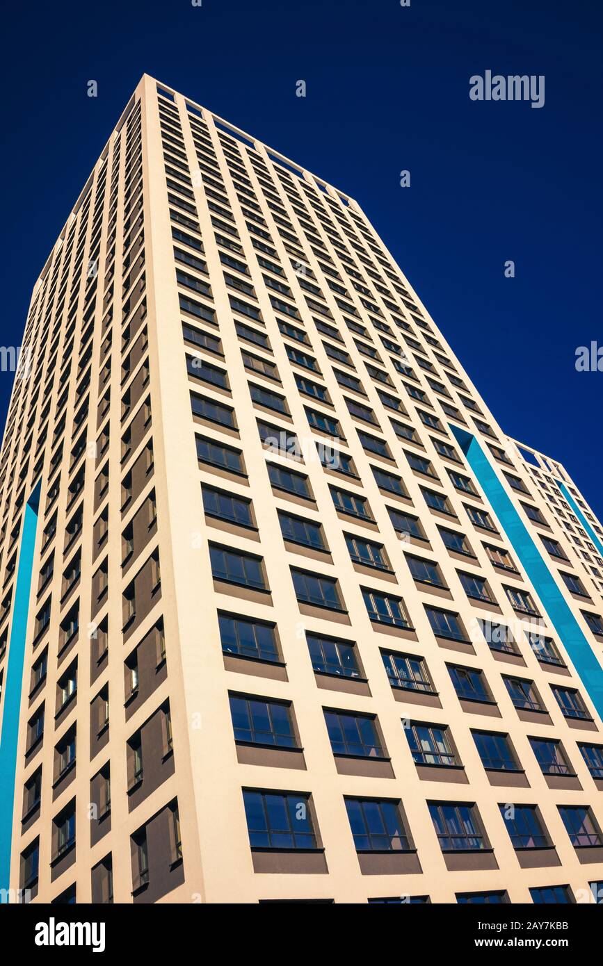 Modern highrise condominium complex hi-res stock photography and images ...