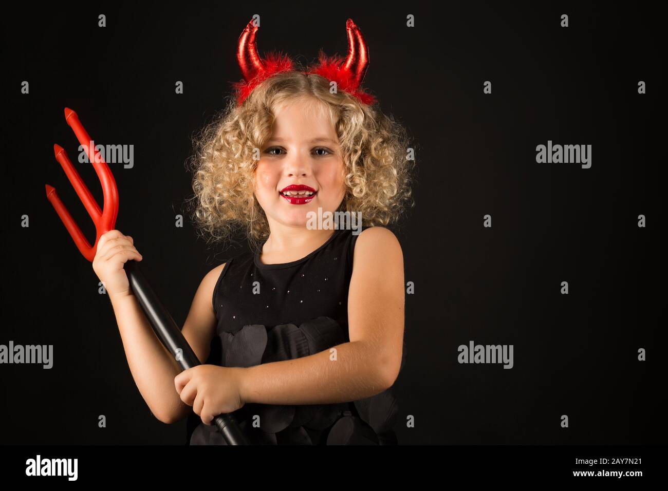 Costume par hi-res stock photography and images - Alamy