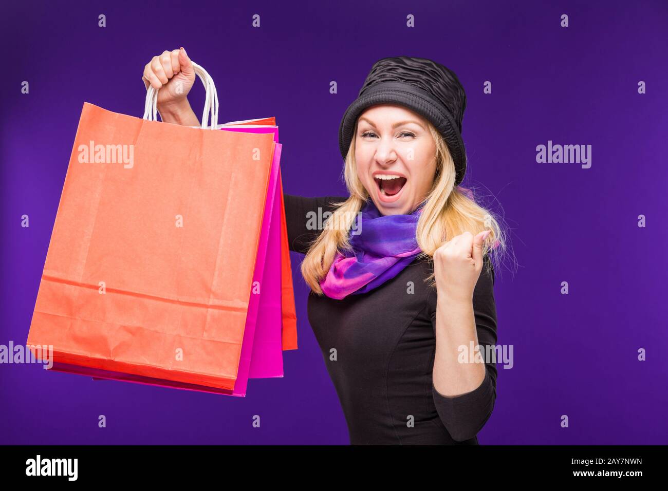 Woman packages hi-res stock photography and images - Alamy
