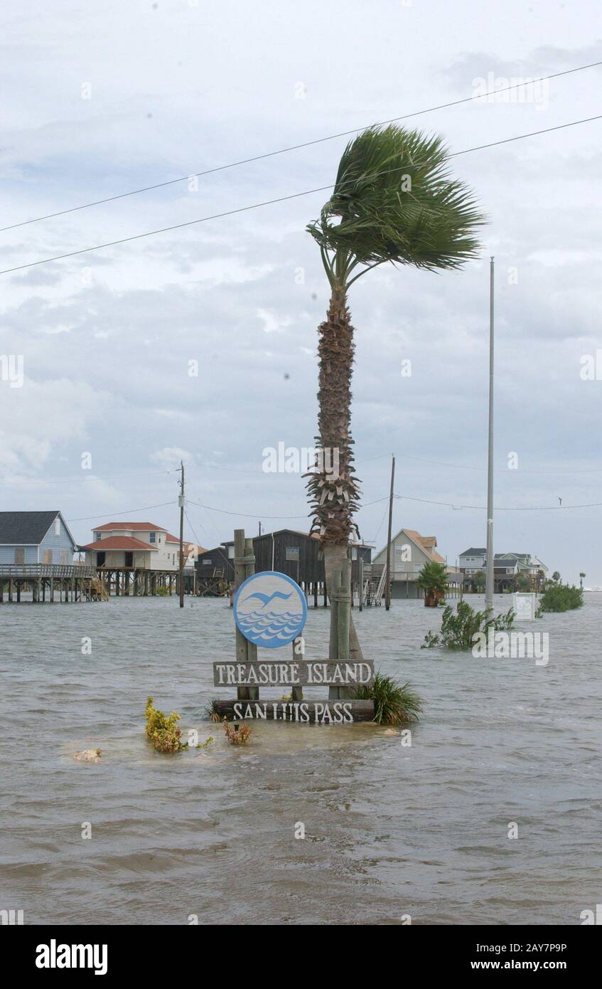 Surfside Beach, Texas September 23, 2005: Storm surge from Hurricane ...