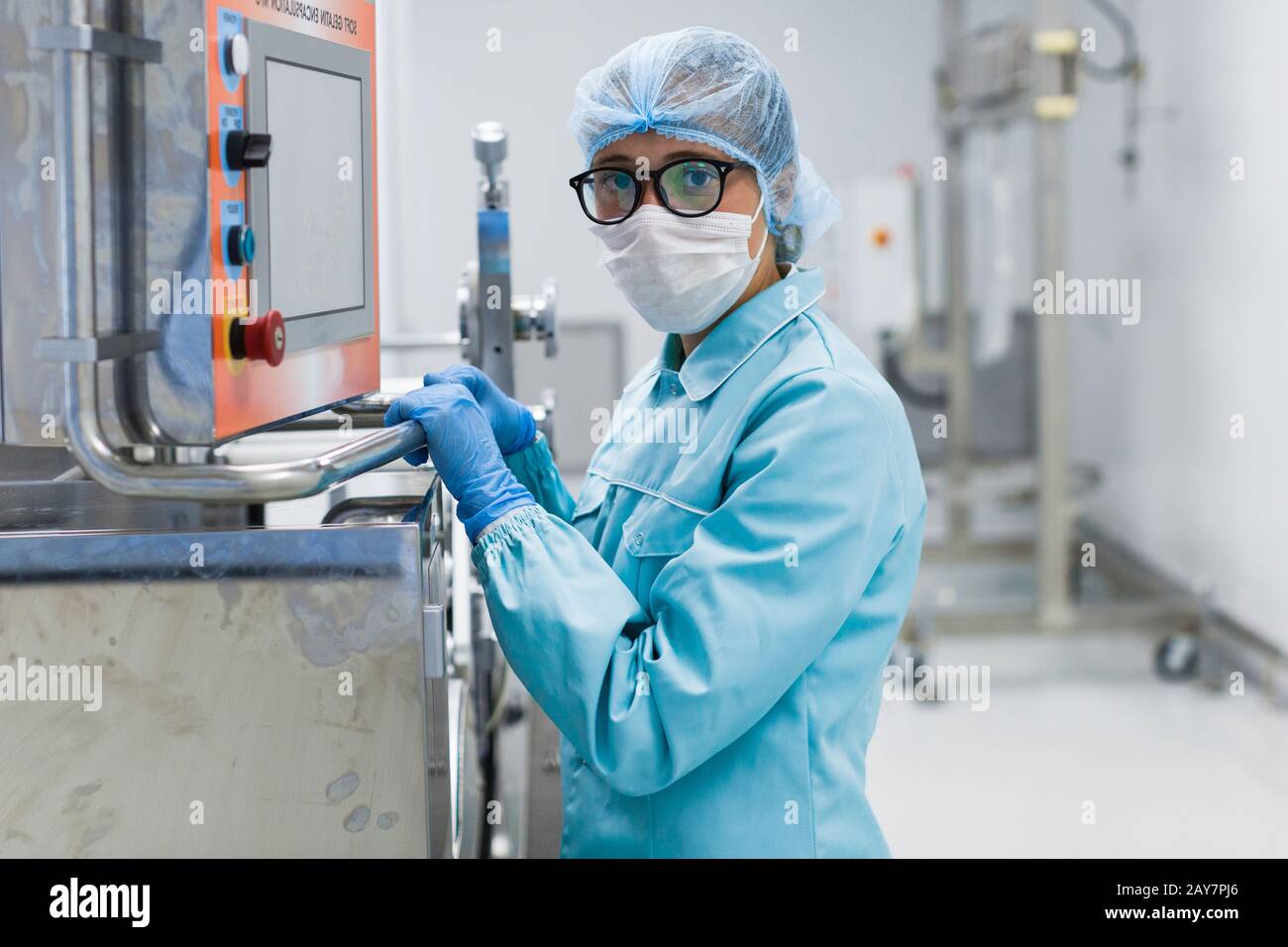 food technician works in a factory Stock Photo - Alamy