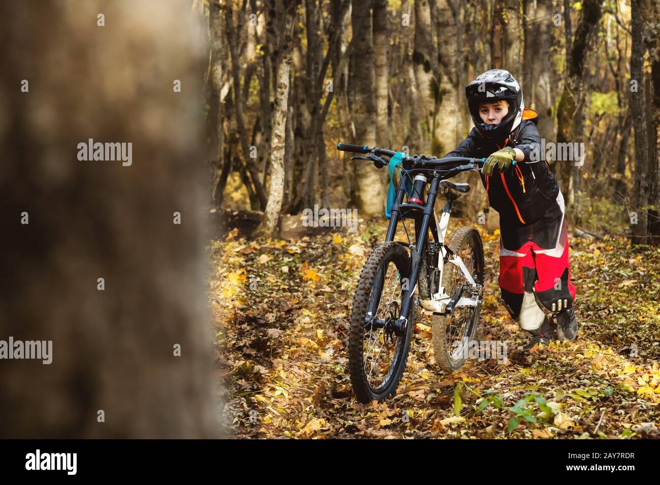 Full face helmet hi-res stock photography and images - Alamy