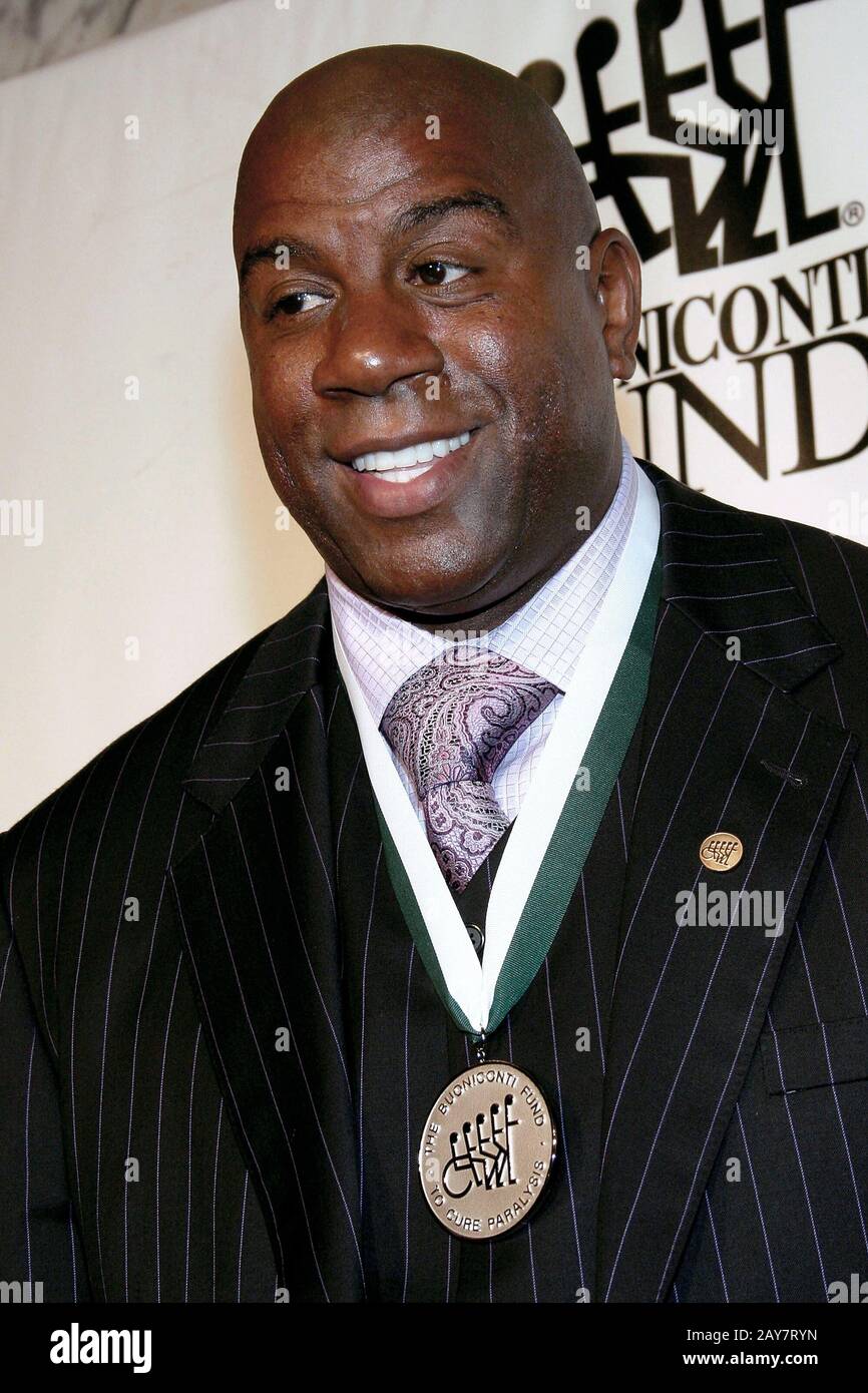 Earvin johnson hi-res stock photography and images - Alamy