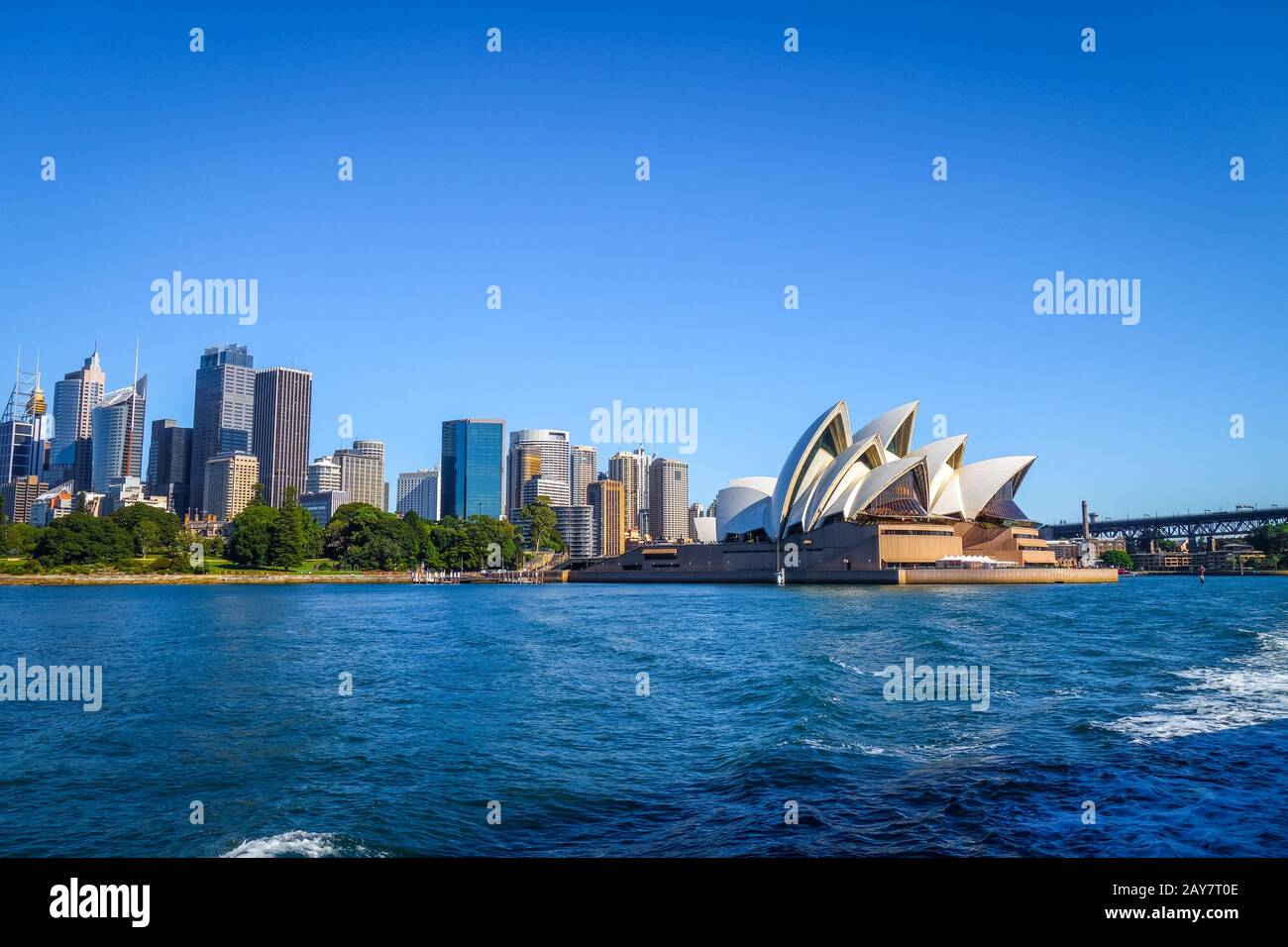 Sydney opera house blue hi-res stock photography and images - Alamy