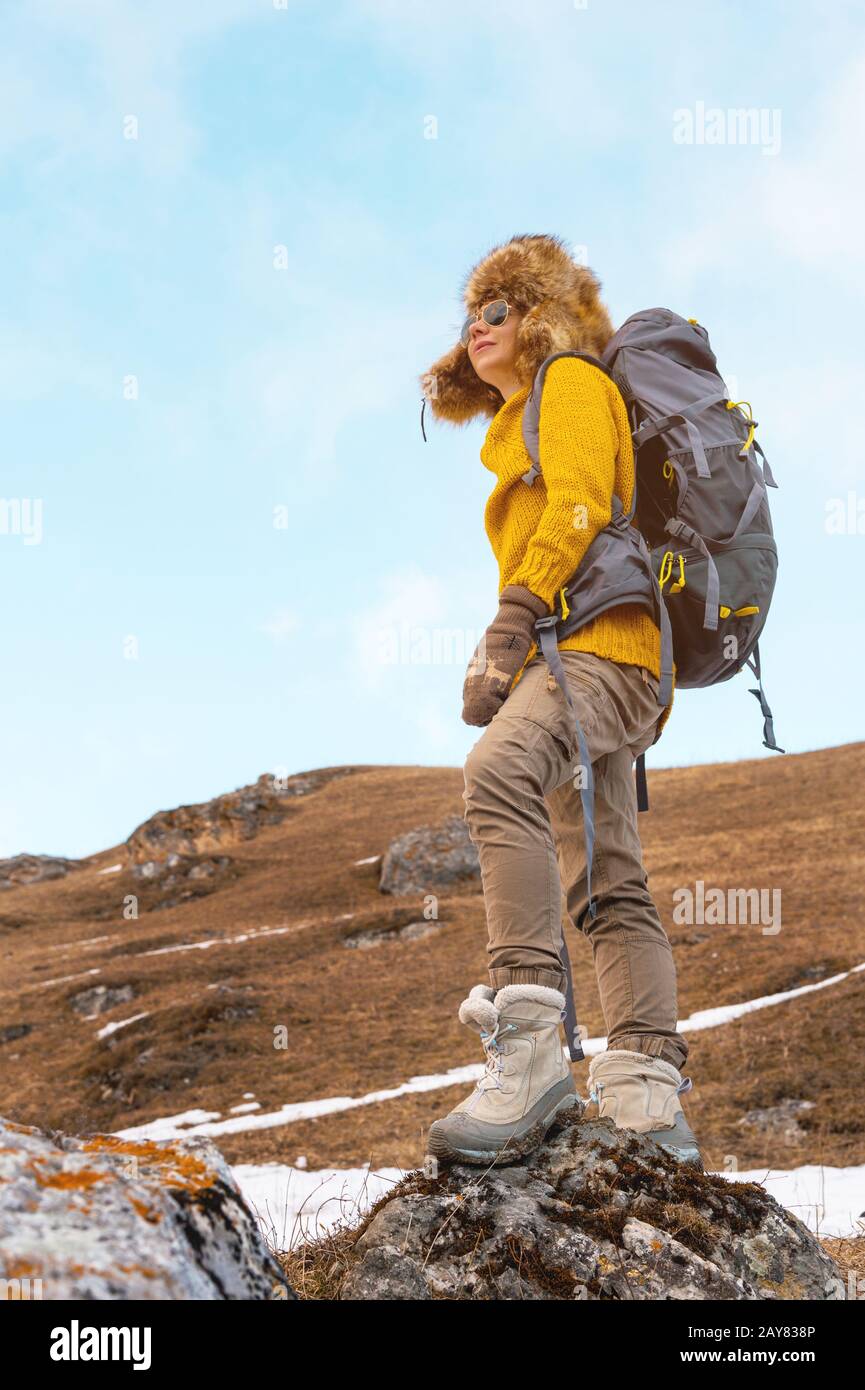Girl backpacker hi-res stock photography and images - Alamy