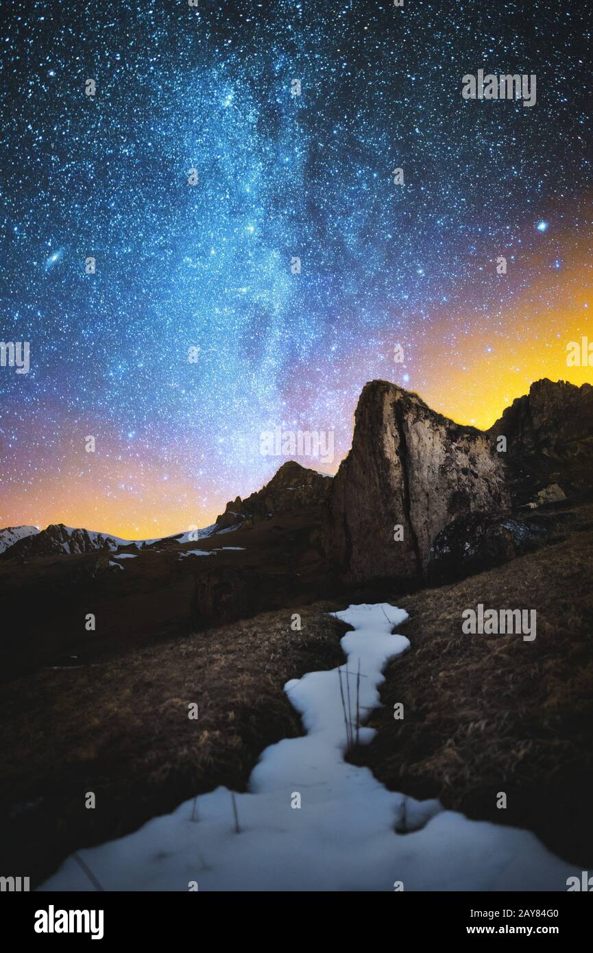 Beautiful night scenery hi-res stock photography and images - Alamy