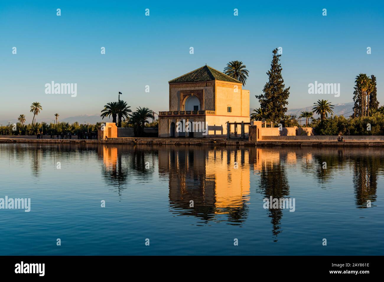 Menara gardens pavilion hi-res stock photography and images - Alamy Menara gardens pavilion hi-res stock photography and images - Alamy