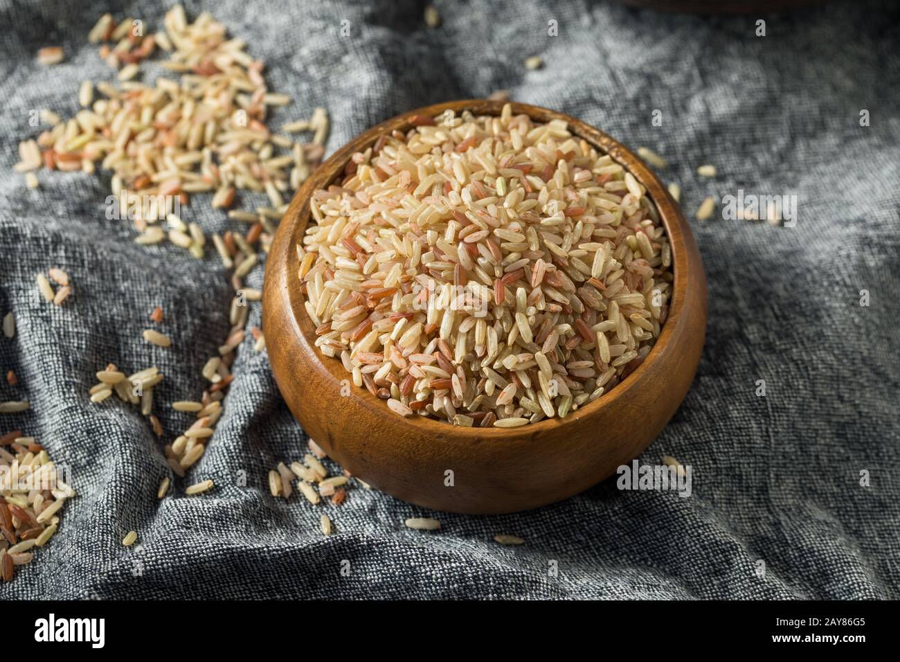 Raw rice hi-res stock photography and images - Alamy