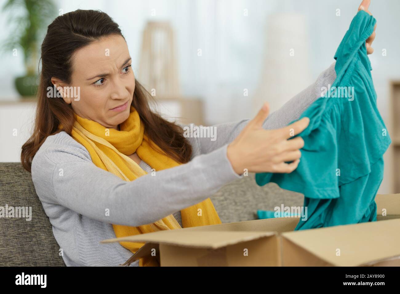 Disdain woman hi-res stock photography and images - Alamy